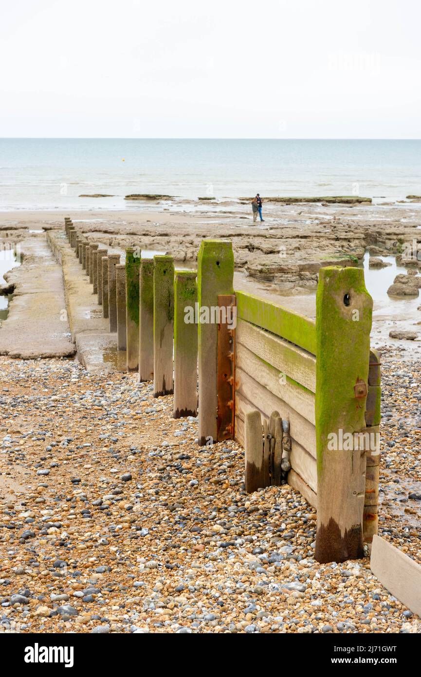 Bexhill groynes hi-res stock photography and images - Alamy