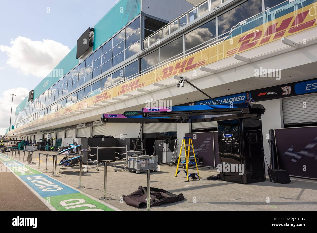 Alpine f1 team pit garages hi-res stock photography and images - Alamy