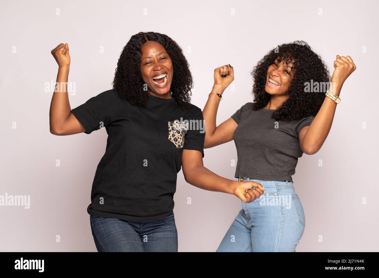 African girls celebrating hi-res stock photography and images - Alamy