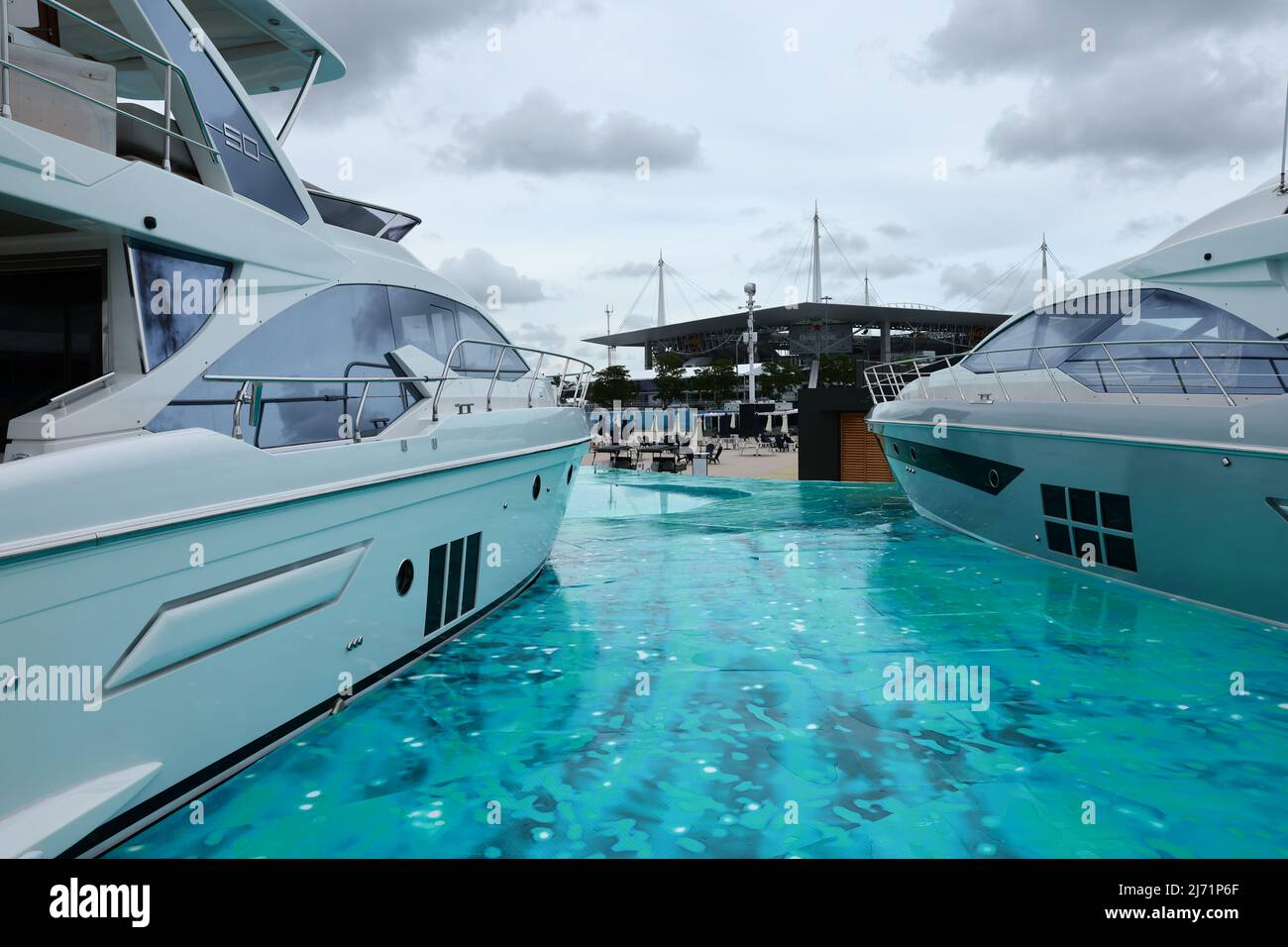 Miami, Florida, USA, 05/05/2022, Circuit atmosphere - boats in the fake ...