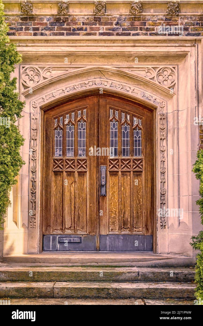 Colonial entrance door Stock Photo - Alamy