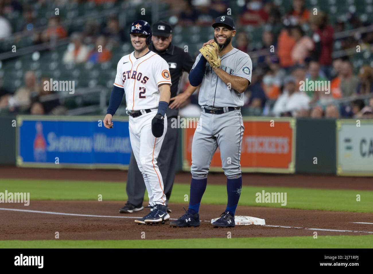 Houston Astros third baseman Alex Bregman (2) and Seattle Mariners ...