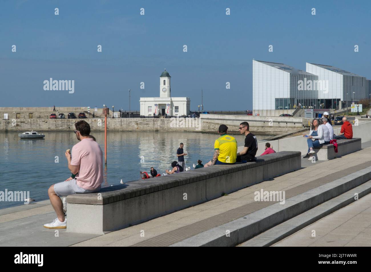 UK weather, Margate, Kent: A warm spell has started and the beach and ...