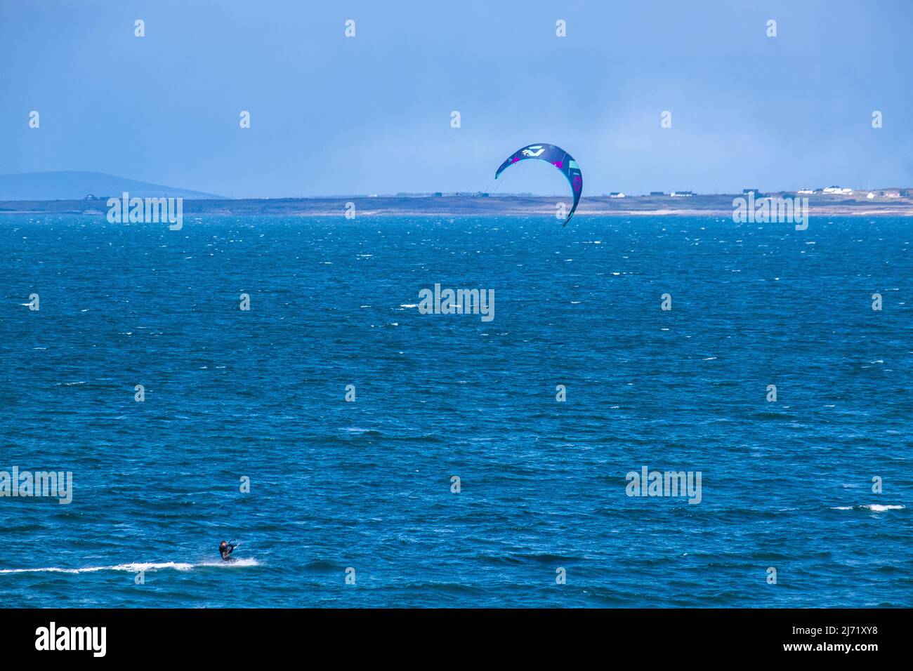 Golden strand beach ireland achill hi-res stock photography and images ...