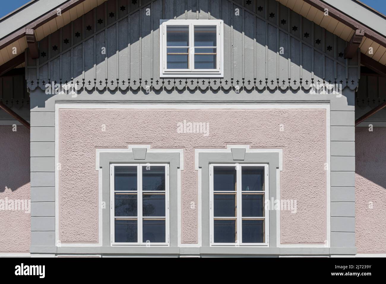 Fenster, Gebaeude, Architektur, Bahnhof Schaan-Vaduz, Liechtenstein ...