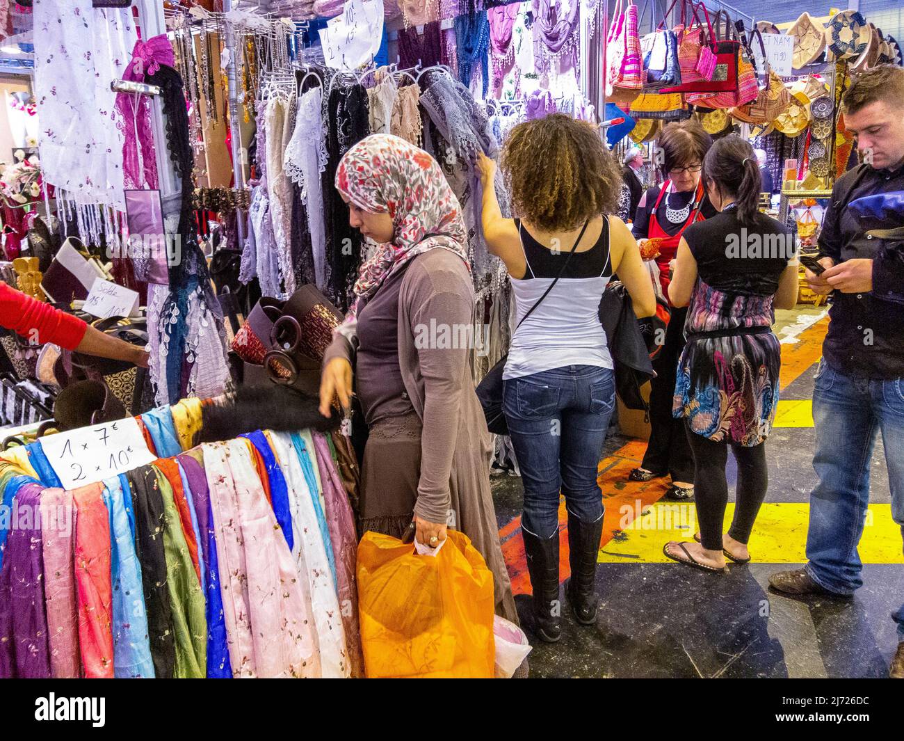 London, England, WOmen Shopping in Local Clothing Store, Fashion ...