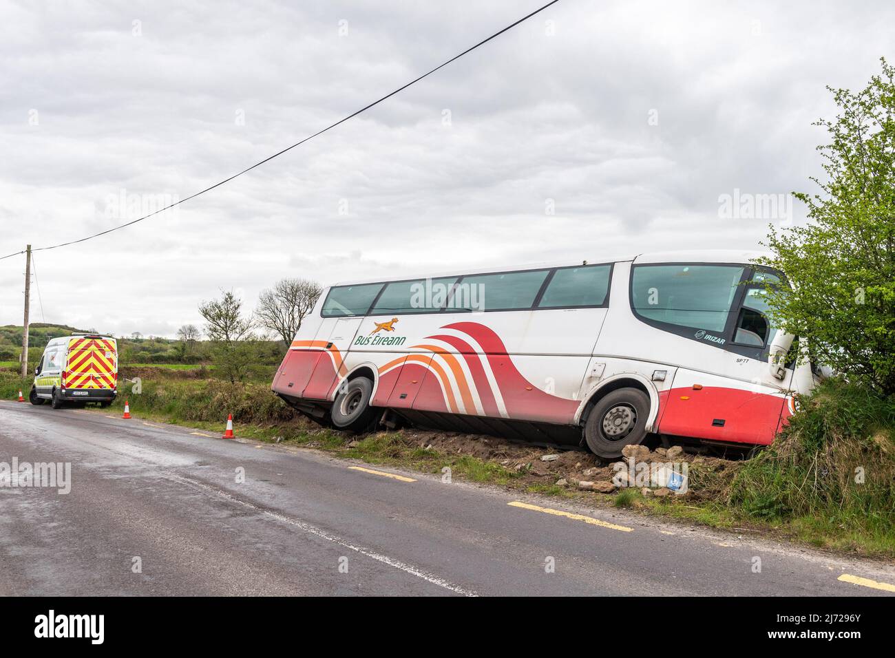 Bauravilla, West Cork, Ireland. 5th May, 2022. A Bus Eireann school bus ...