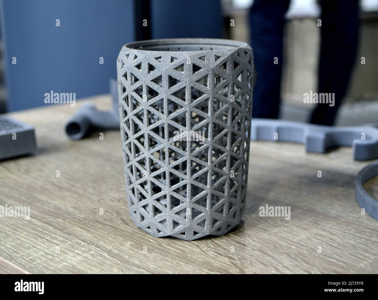 3d printer printing gray objects hi-res stock photography and images ...