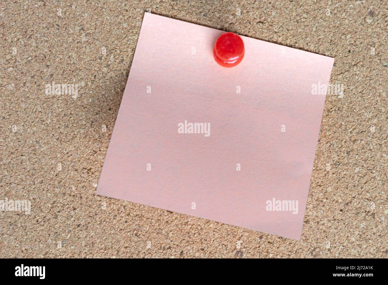 Sticky note. Reminder and message concept. Copy space Stock Photo - Alamy