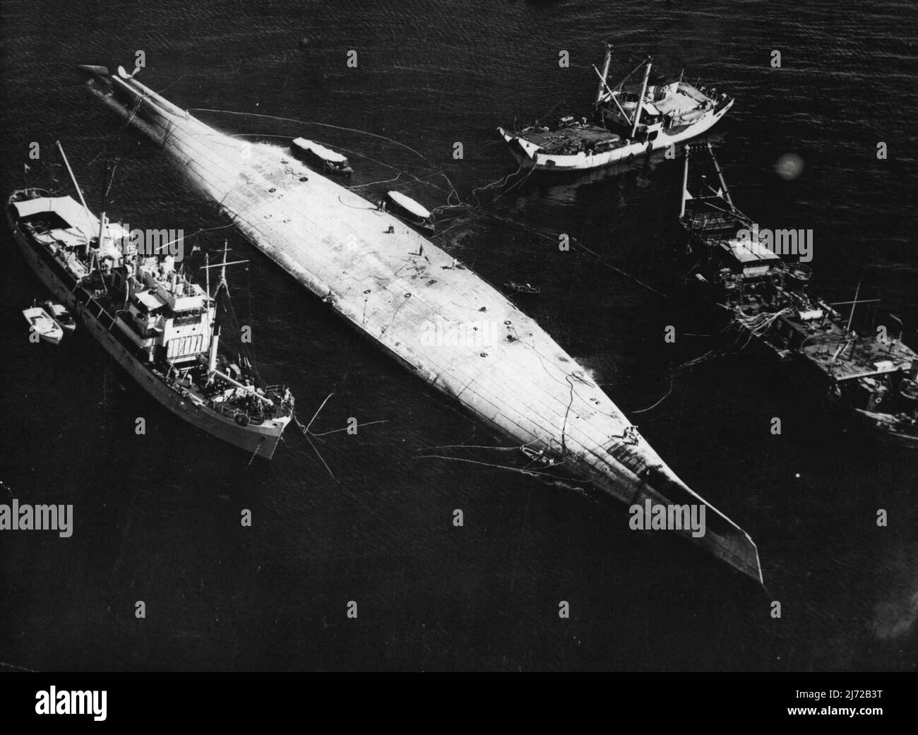 Vintage general cargo ships hi-res stock photography and images - Alamy