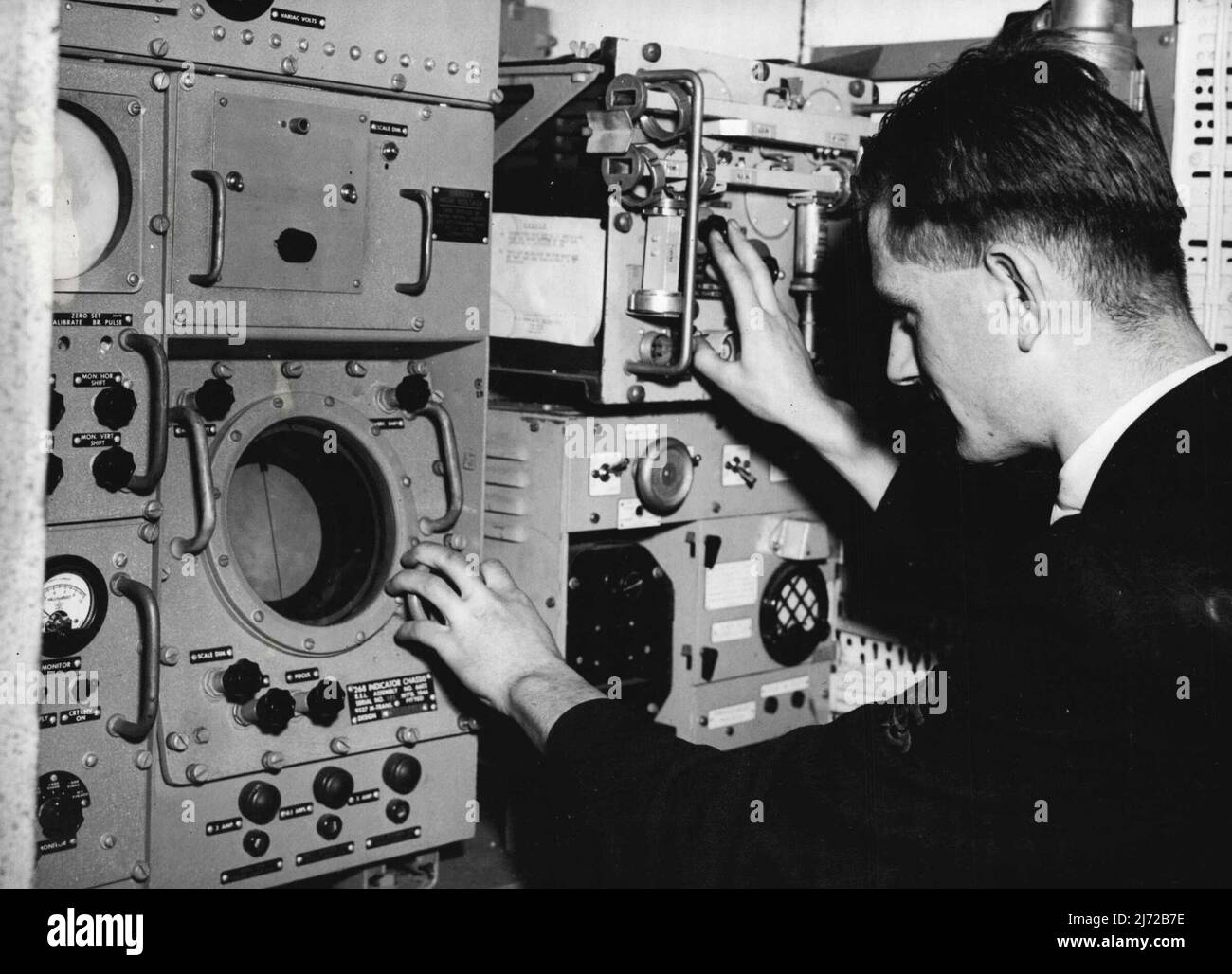 Radar Will Aid Britain's First Post-War Whaling Expedition. Factory ...