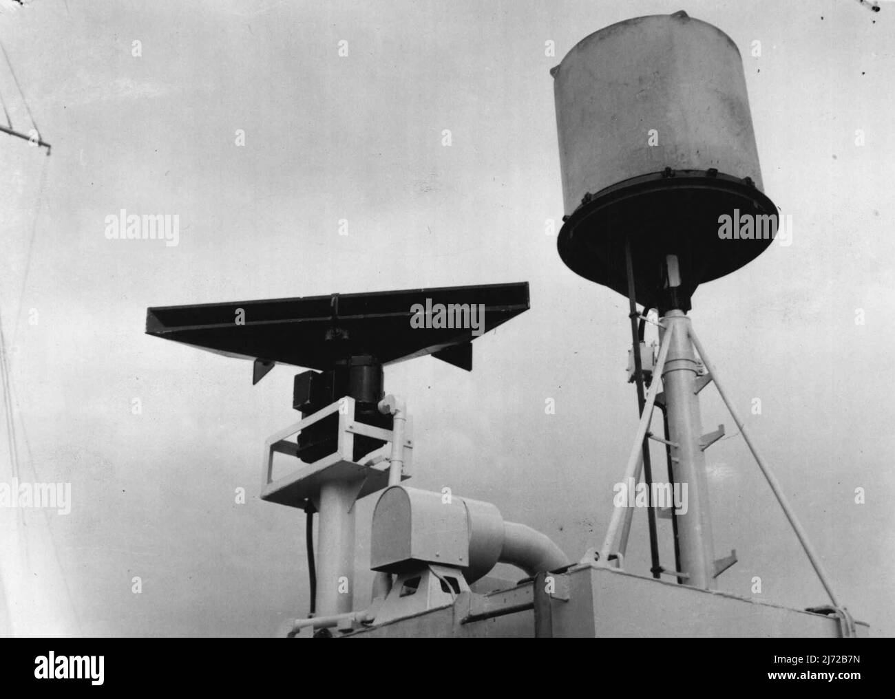 Radar Will Guide The "Queen Elizabeth" - The war's most important ...
