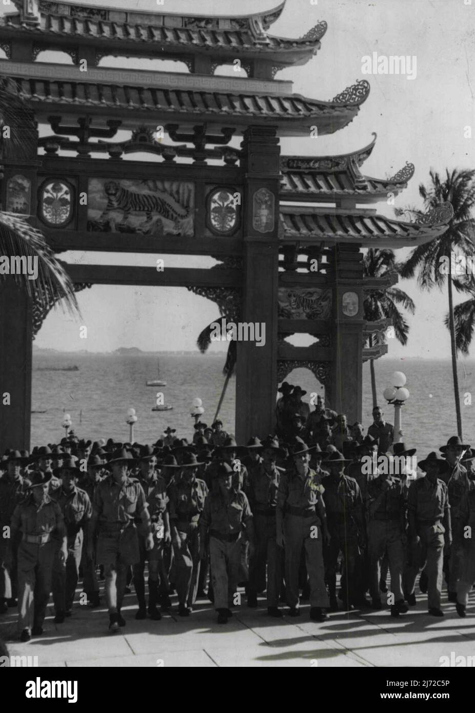 Singapore. Diggers wandering through millionaire AW Boon Par's Gardens ...