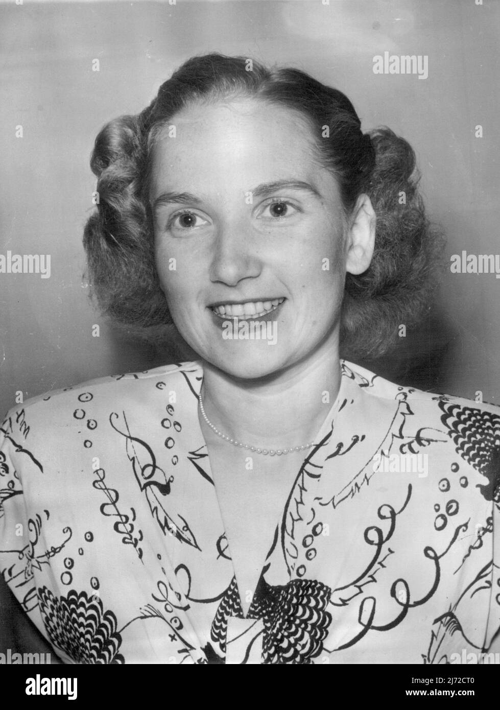 Hephzibah Menuhin distinguished pianist, mother of two children, sister ...