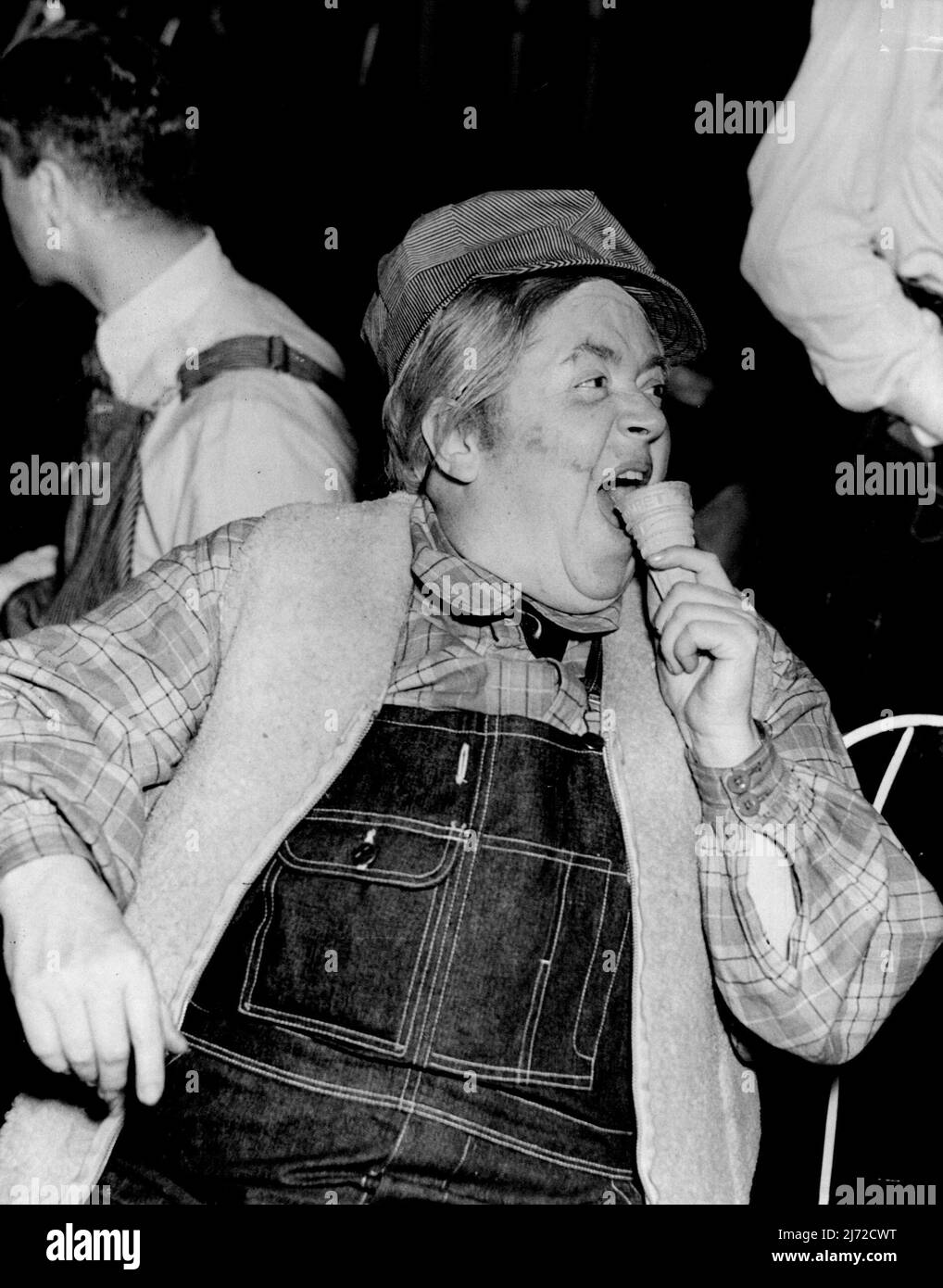 Miss elsa maxwell hi-res stock photography and images - Alamy