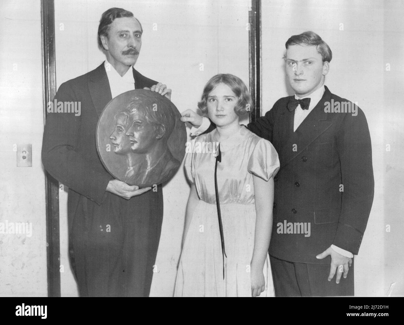 American Born Violinist Conductor Yehudi Menuhin Hi Res Stock