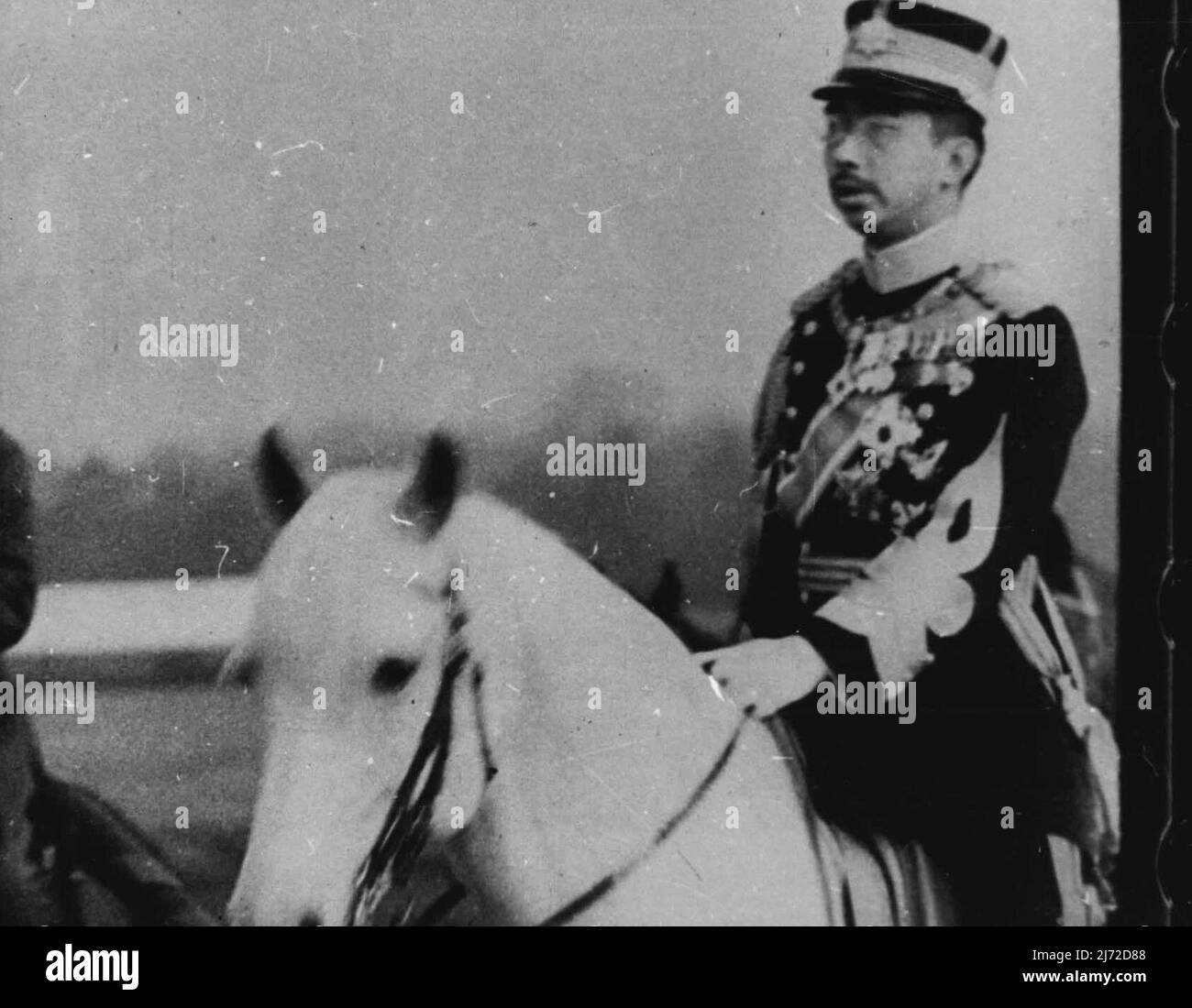 Emperor japan picture Black and White Stock Photos & Images - Alamy