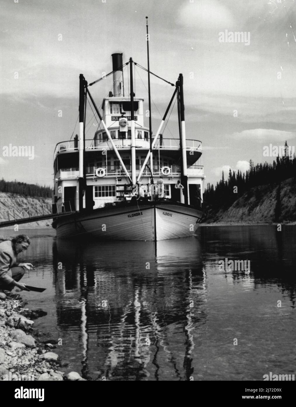 1955 ocean hi-res stock photography and images - Alamy