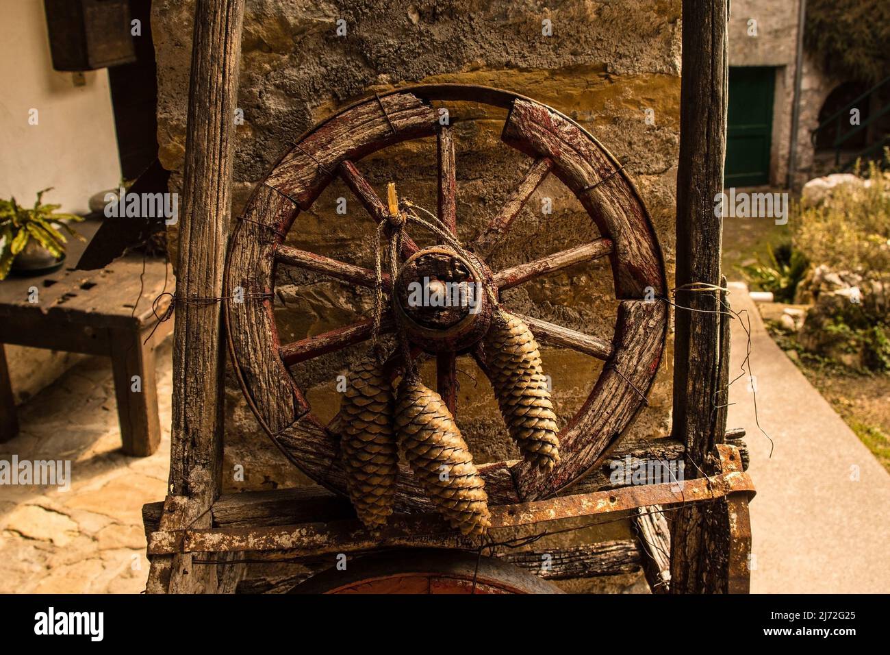 Medieval artisan hi-res stock photography and images - Alamy