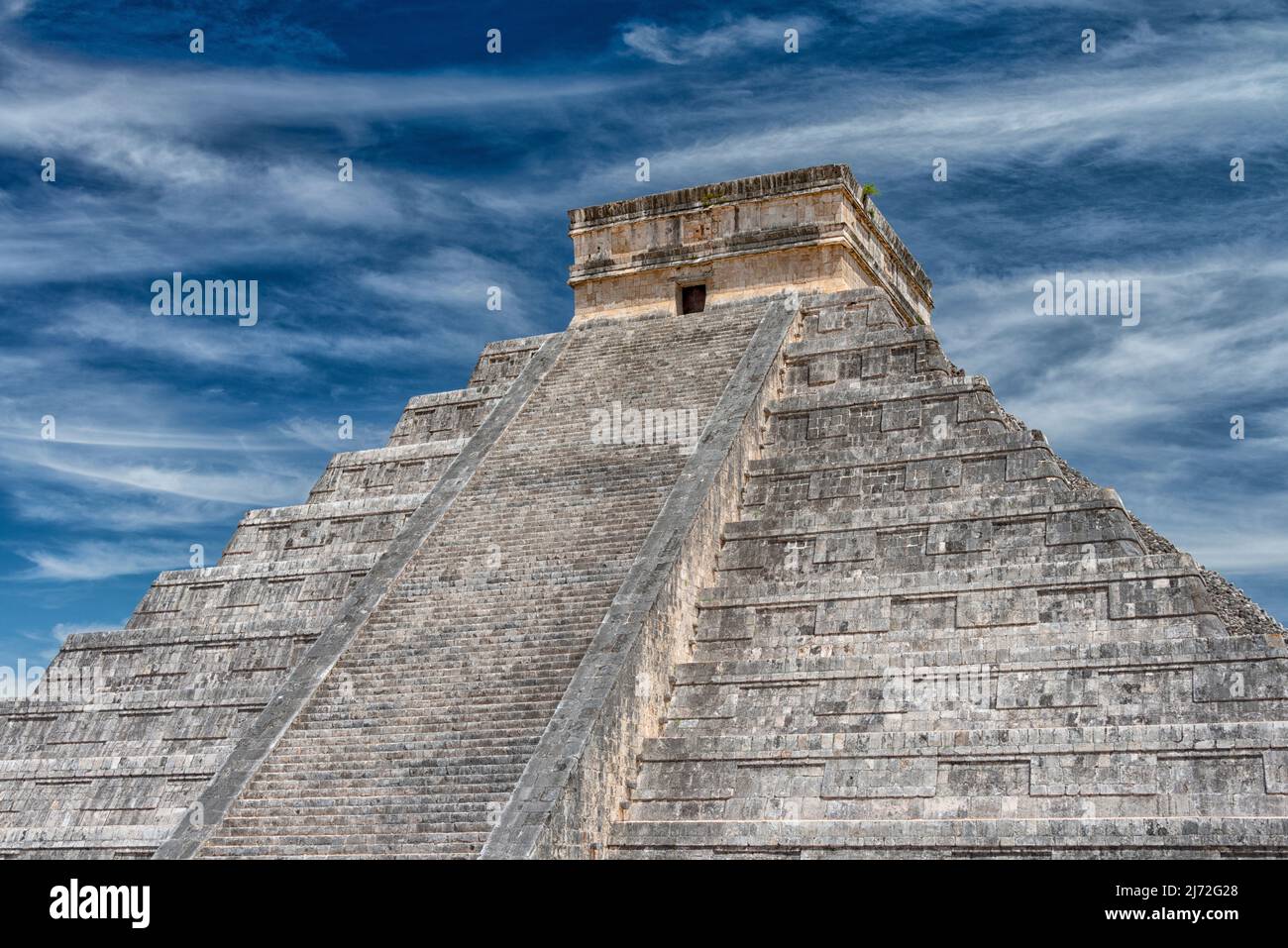Chitchen itza hi-res stock photography and images - Alamy