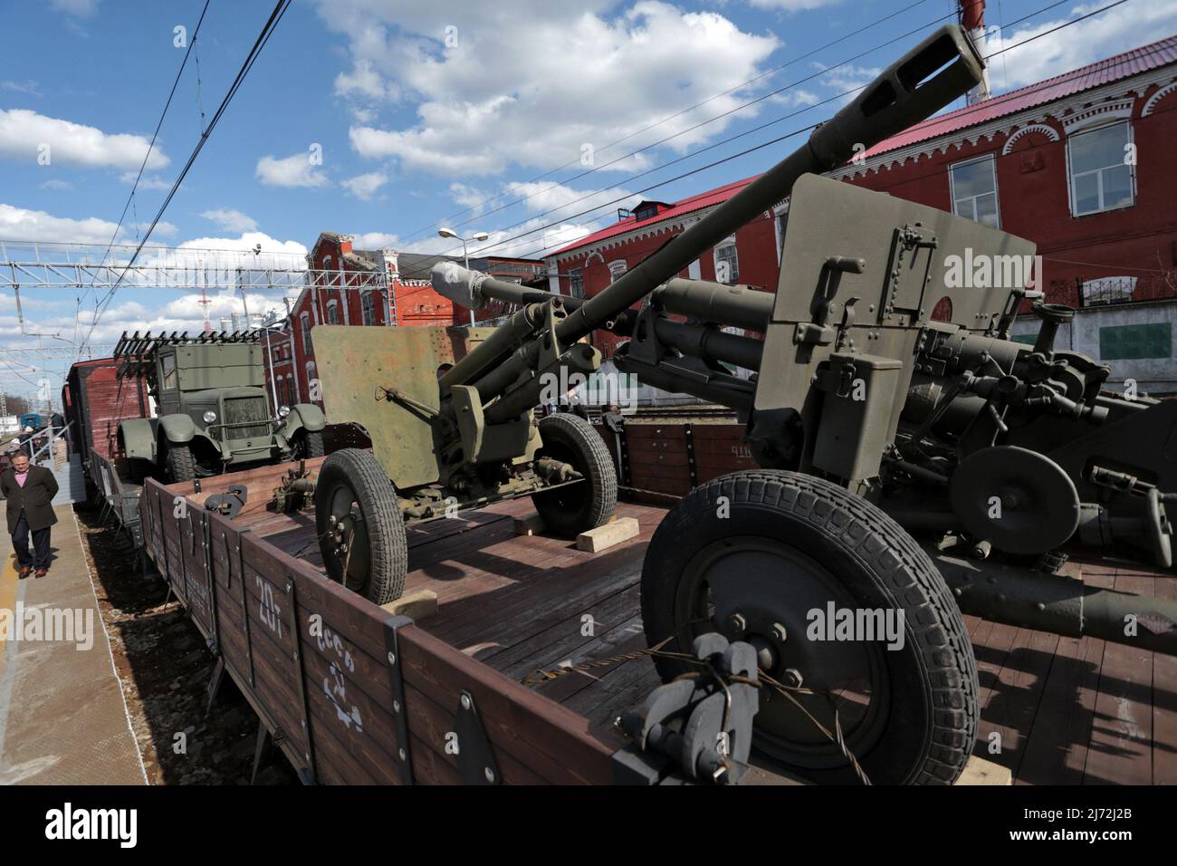 Welcome ceremony for the Echelon of Victory! train-museum of the ...