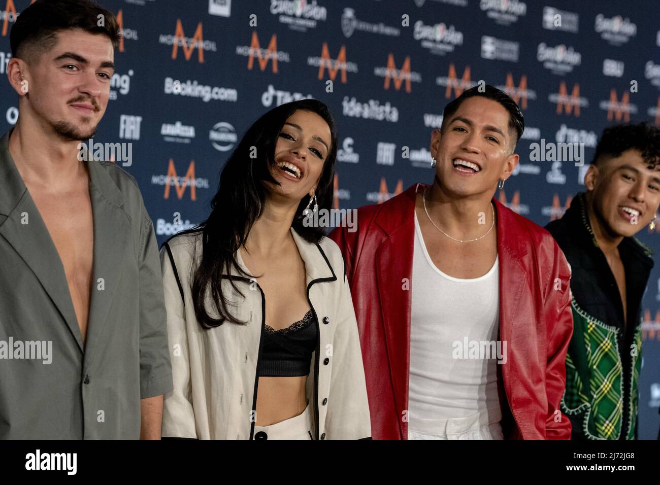 2022-05-05 20:40:49 TURIN - Singer Chanel speaks to the press about ...