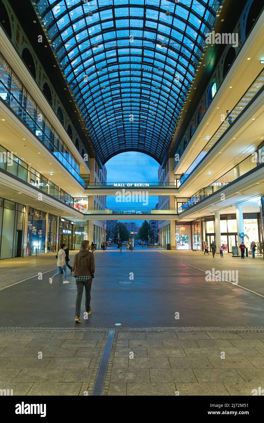 Mall of Berlin shopping center photographed from Leipziger street in ...