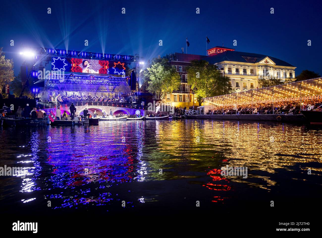2022-05-05 21:48:19 AMSTERDAM - The 5 May concert on the Amstel in ...
