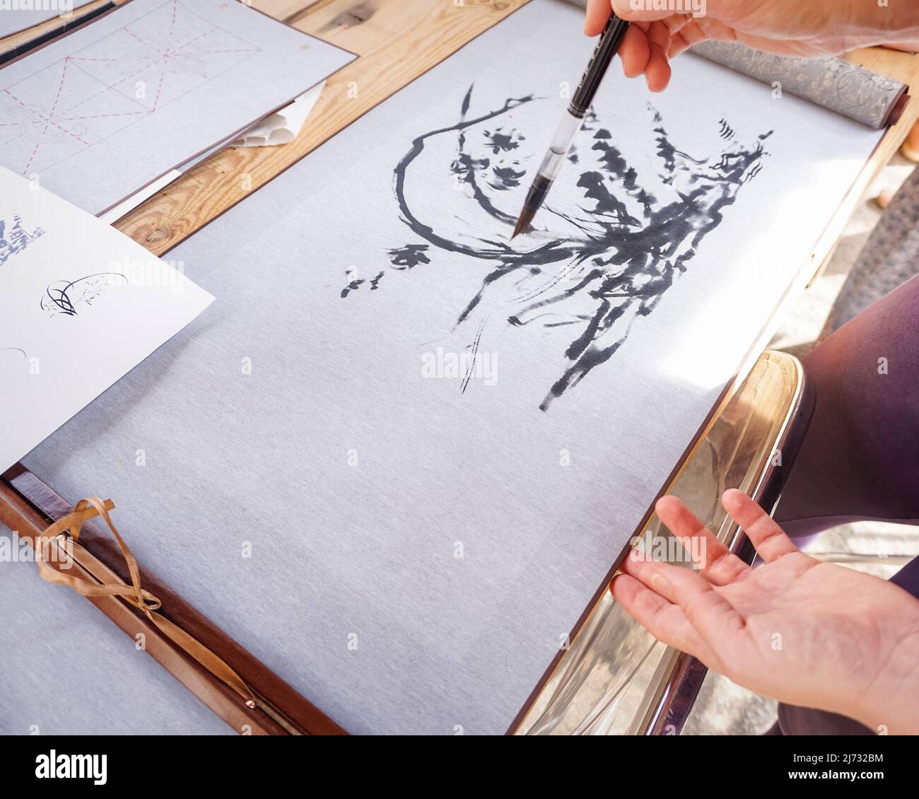 Japanese brush ink painting process learning, Shodo calligraphy art ...