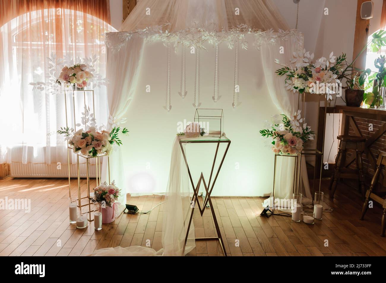 Wedding arch multi colored hi-res stock photography and images - Alamy