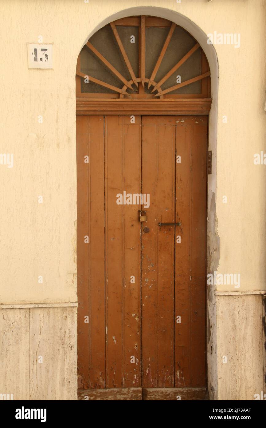 Narrow doors hi-res stock photography and images - Alamy