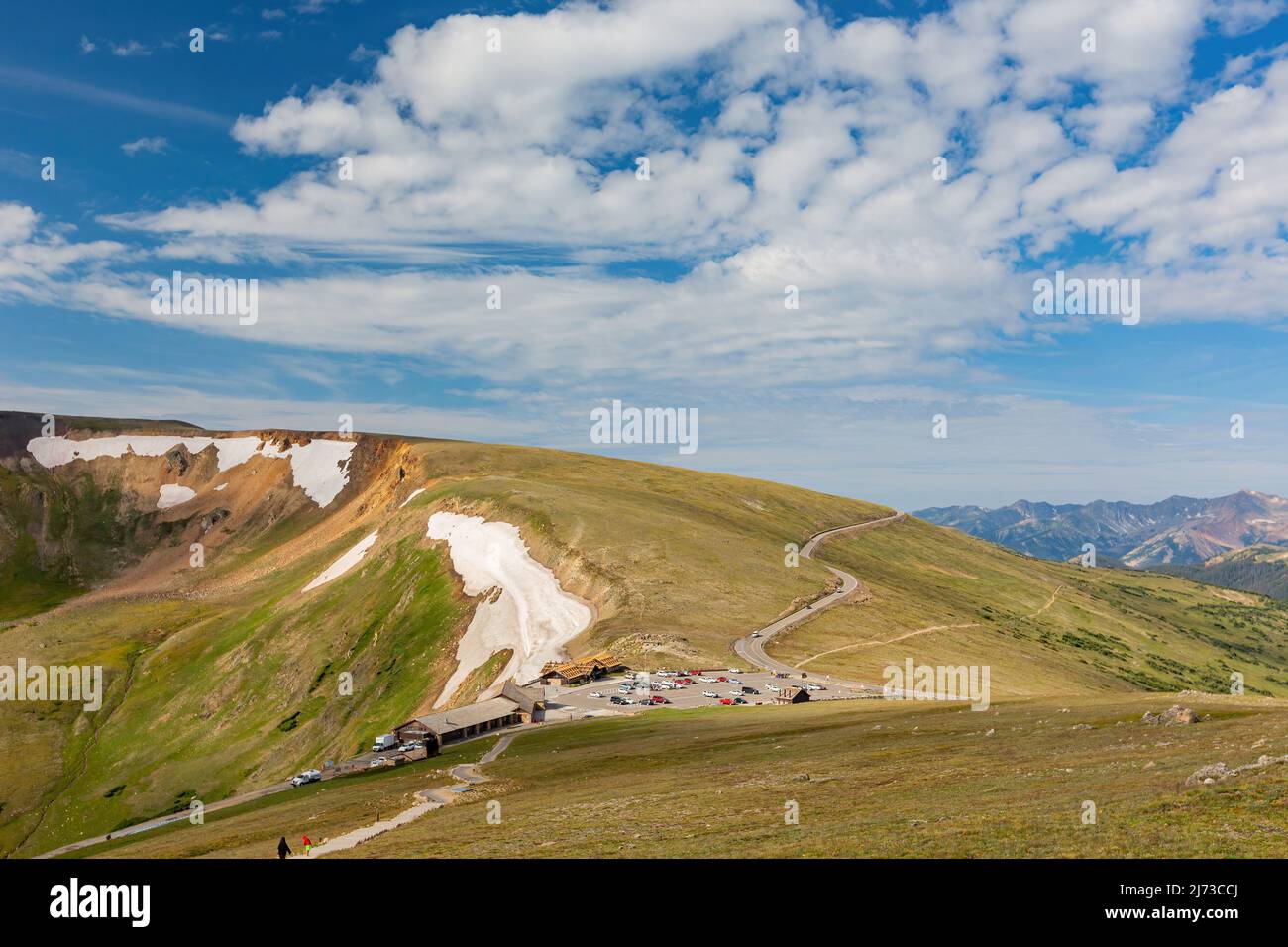 Superb landscape of Alpine Ridge Trail at Rocky Mountain National Park ...