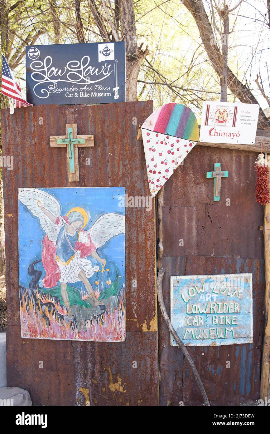 Hand painted road signs hi-res stock photography and images - Alamy