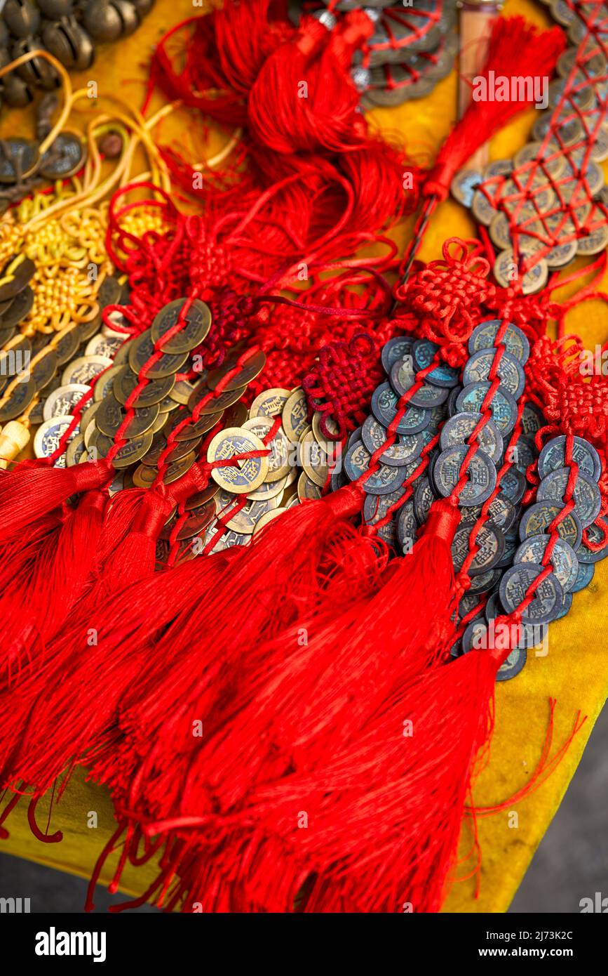 Chinese coins string hi-res stock photography and images - Alamy