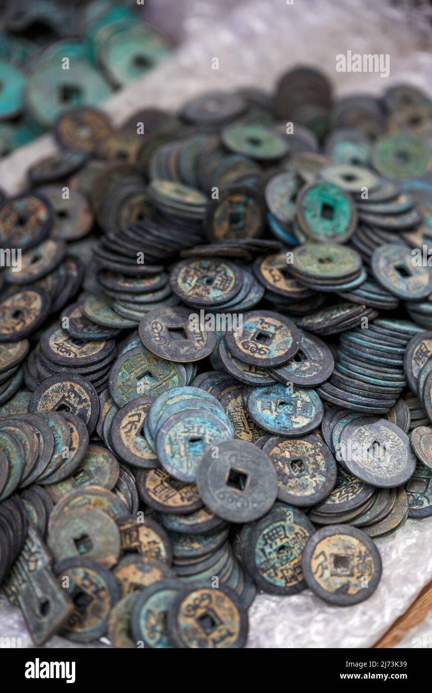 Pile traditional retro chinese hi-res stock photography and images - Alamy