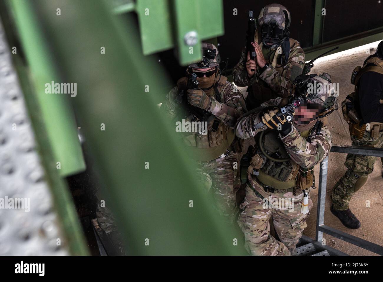 Croatian Army Special Forces clear a stairwell during tower assult ...