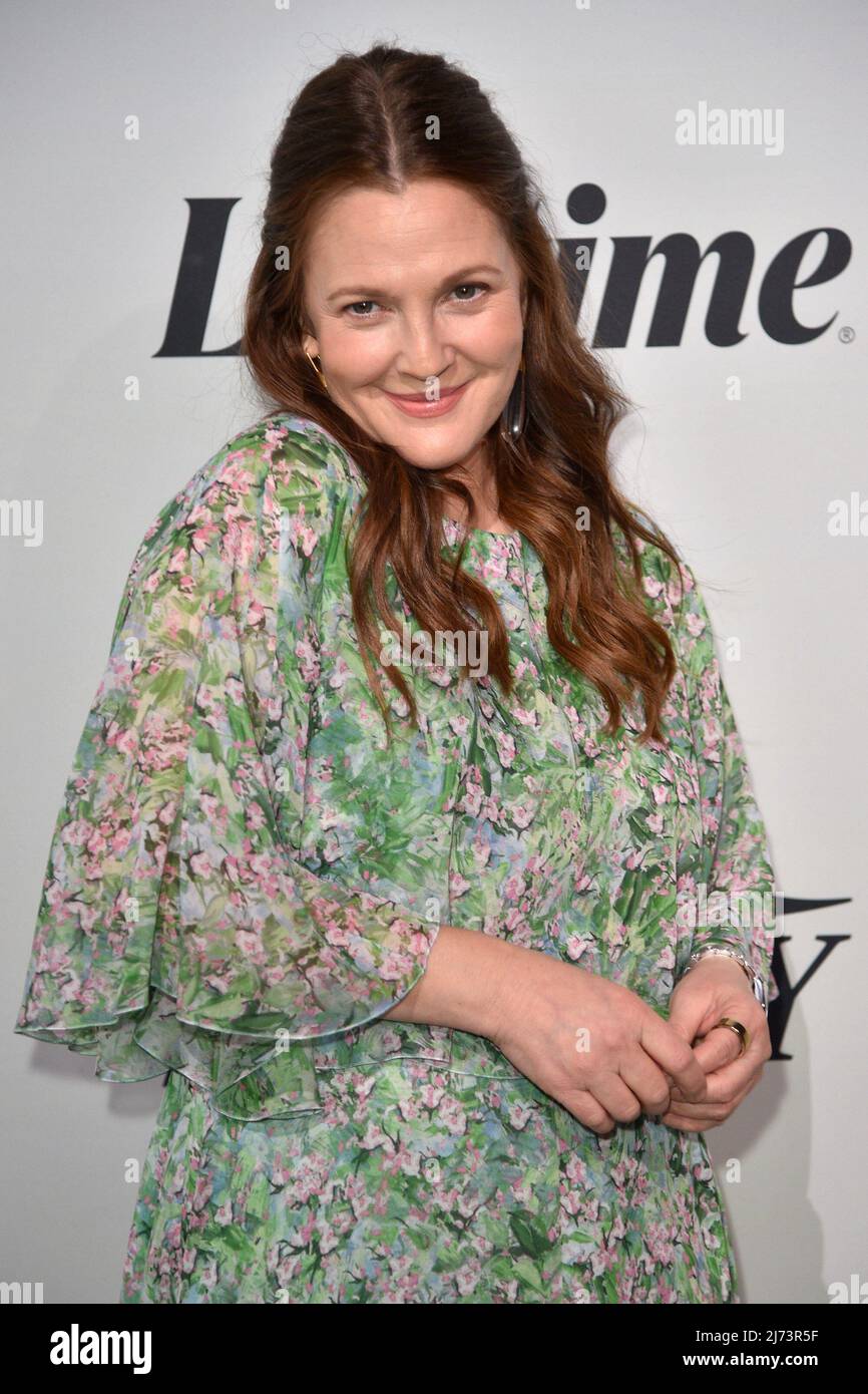 Drew Barrymore Hair 2022