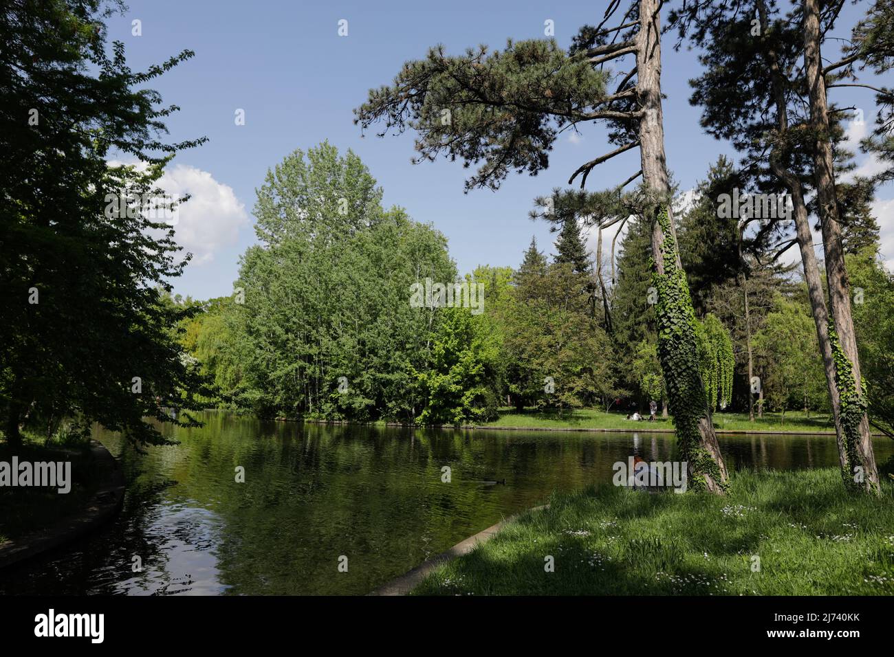 Bucharest, Romania - May 1, 2022: Botanical garden of Bucharest on a ...