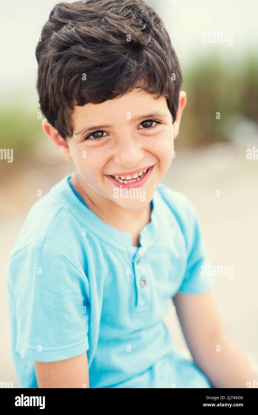 Single cheerful smiling smile people hi-res stock photography and ...