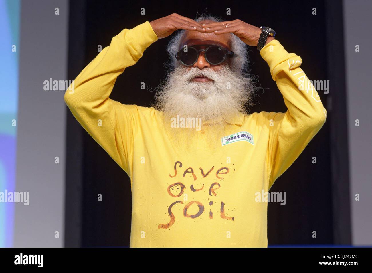 PRODUCTION - 13 April 2022, North Rhine-Westphalia, Cologne: Guru ...