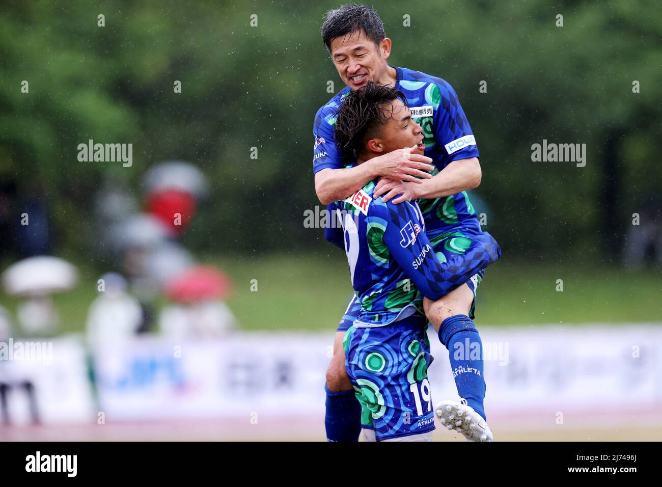 (T-B) Kazuyoshi Miura, Kaito Miyake(PG), MAY 1, 2022 - Japan Football League 2022 match between ...