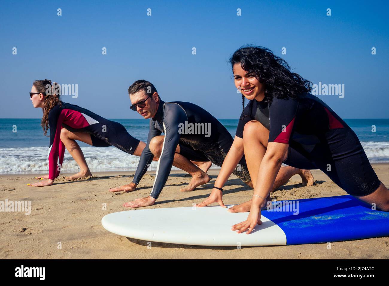 Girls surf board hi-res stock photography and images - Alamy