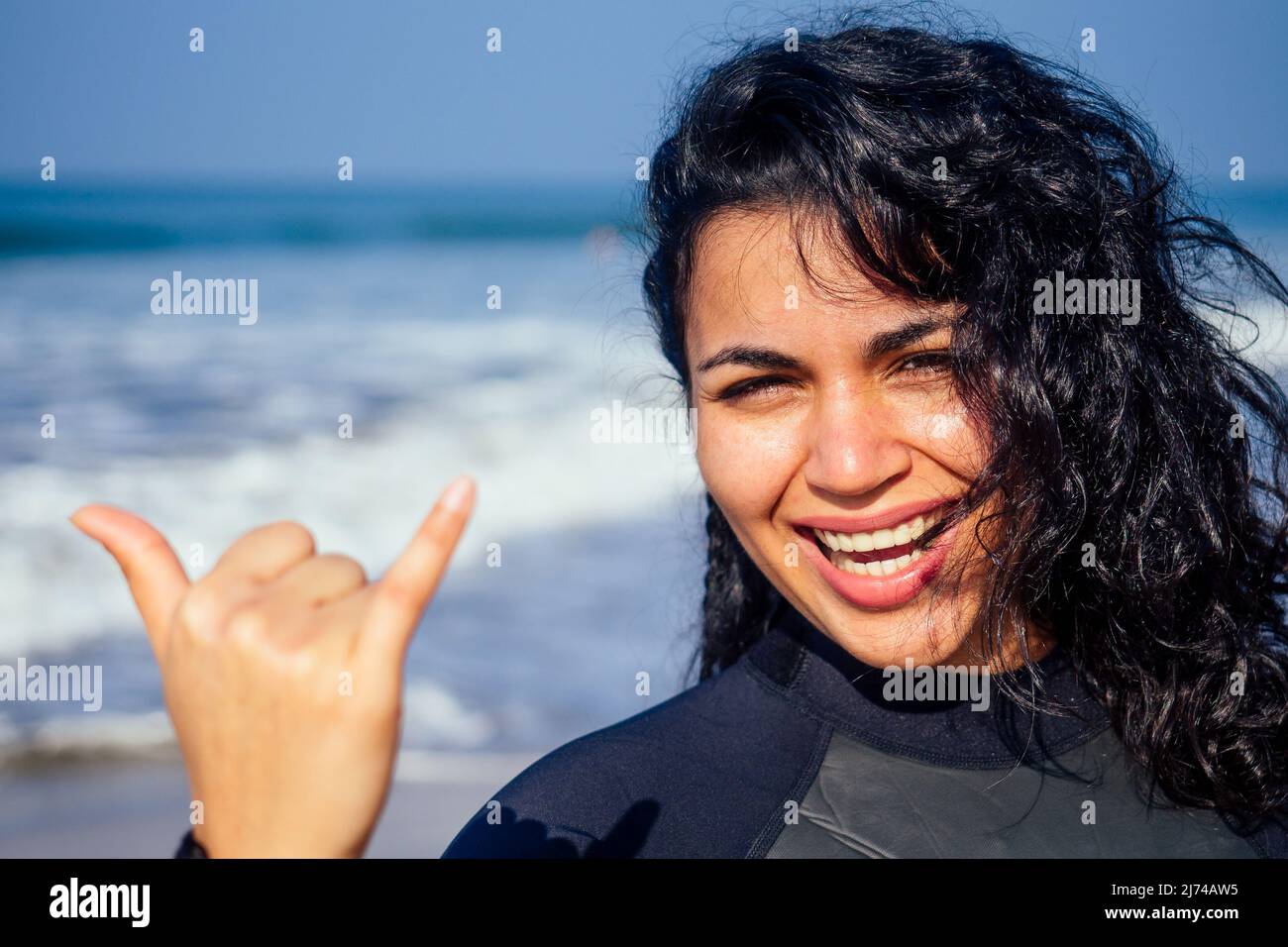 Hawaiian greeting people hi-res stock photography and images - Alamy