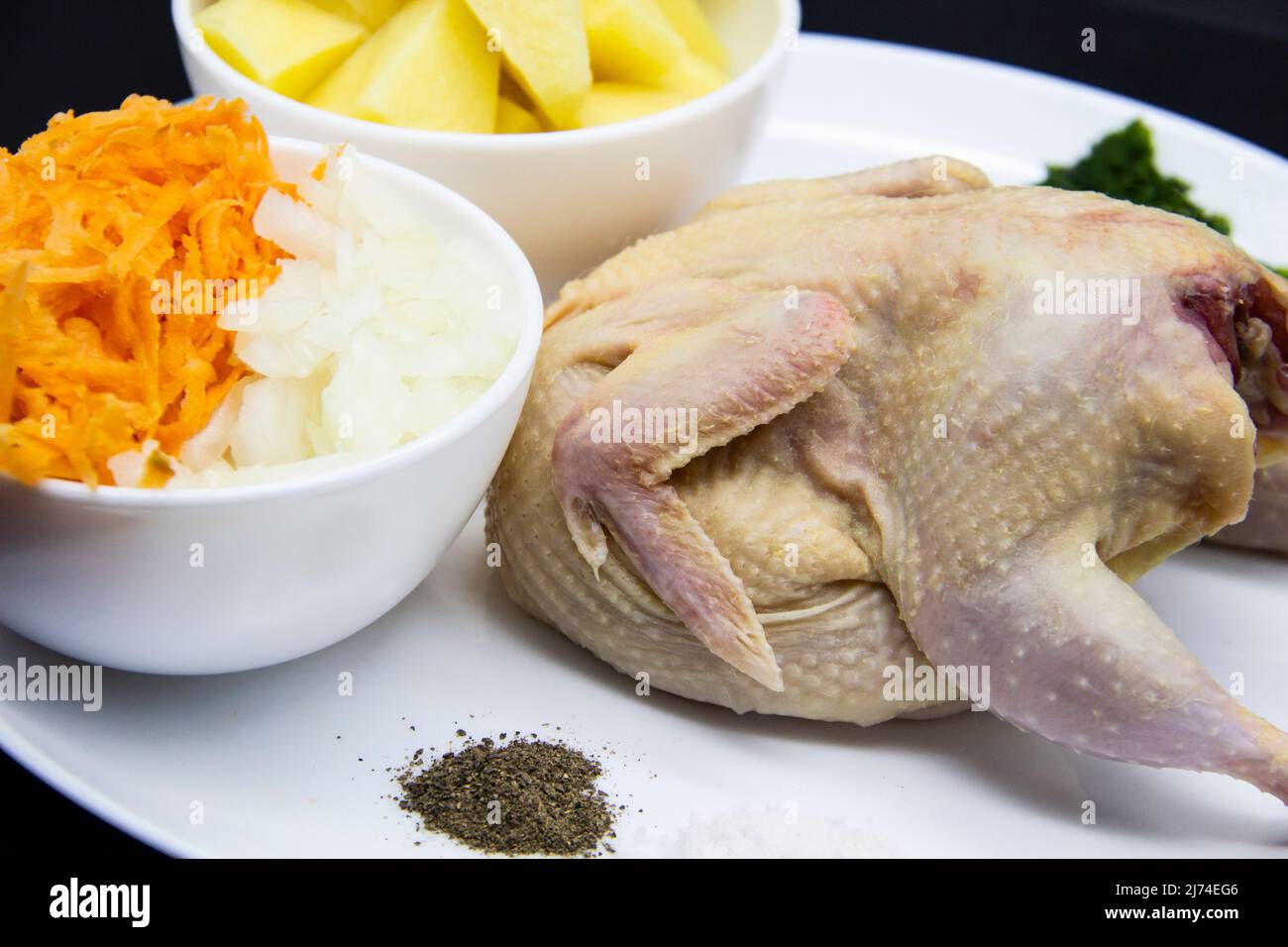 Frozen gourmet bird hi-res stock photography and images - Alamy