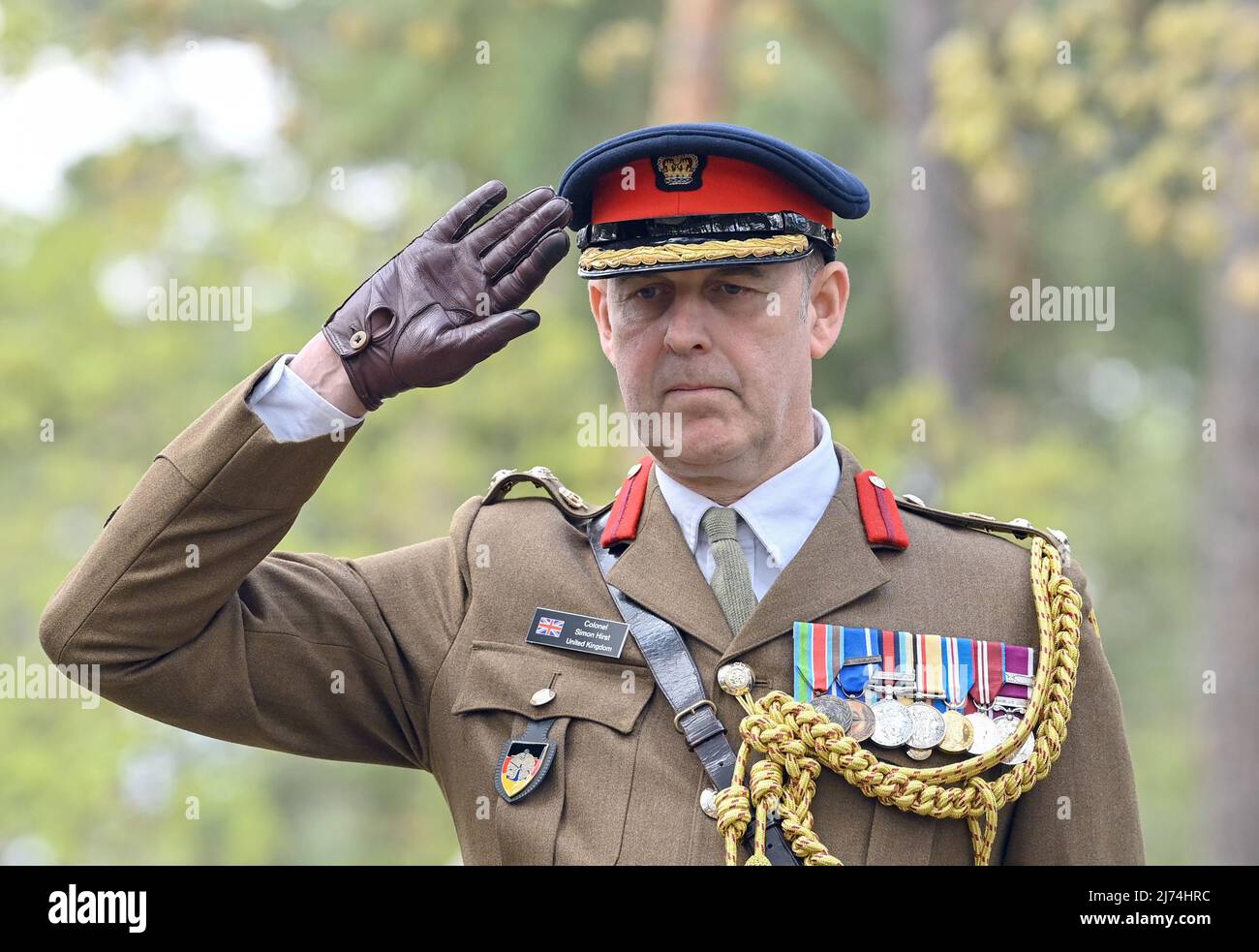 05 May 2022, Brandenburg, Halbe: Colonel (Col.) Simon Hirst of the Army ...