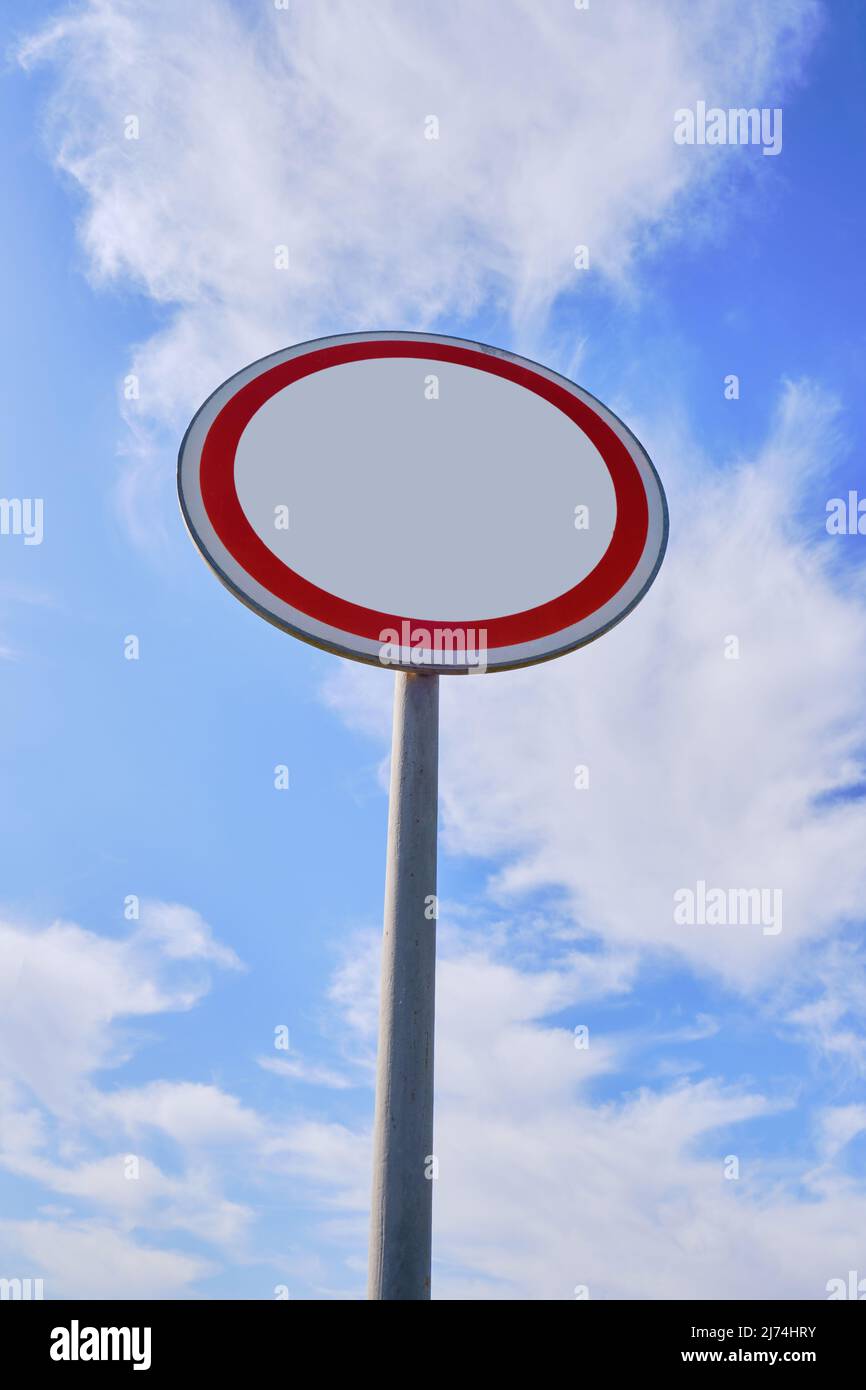 Road sign warning speed limit Stock Photo - Alamy