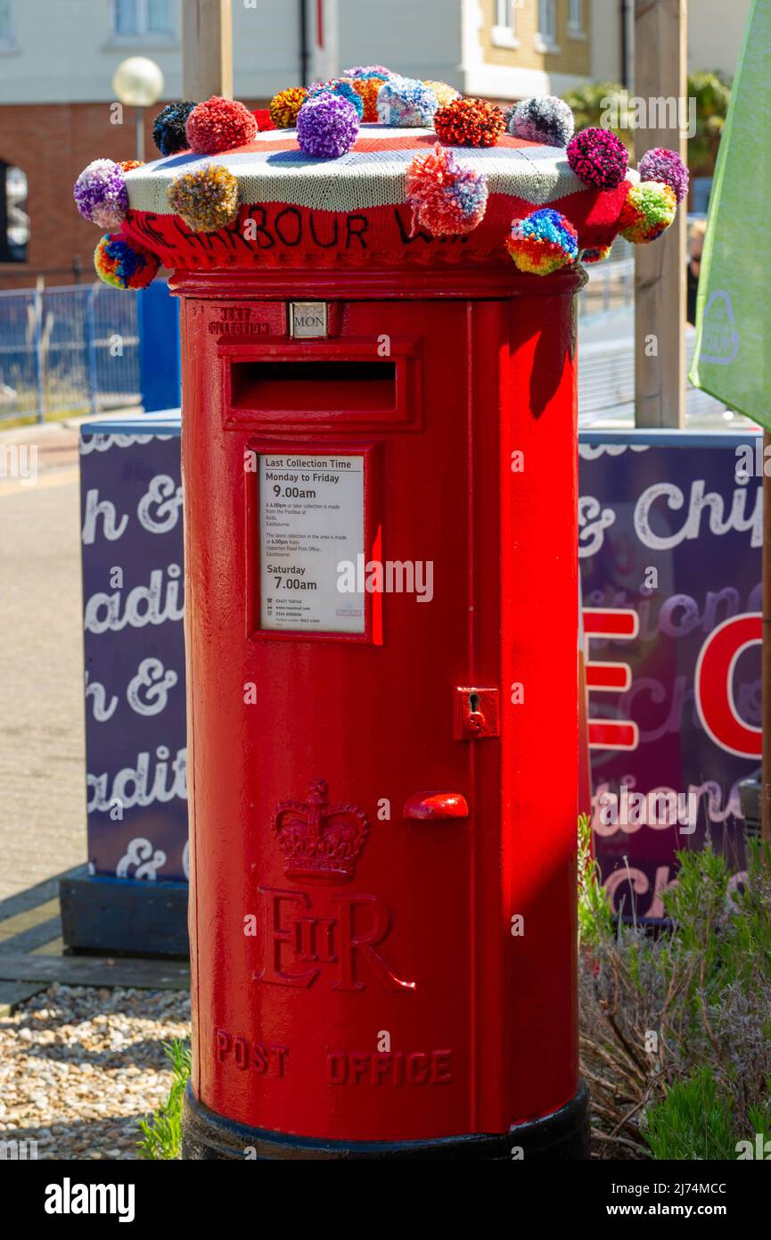 Decorated post box hi-res stock photography and images - Alamy