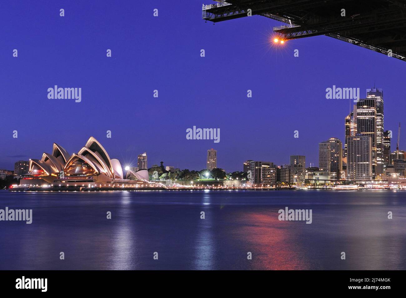 Welsh opera house hi-res stock photography and images - Alamy