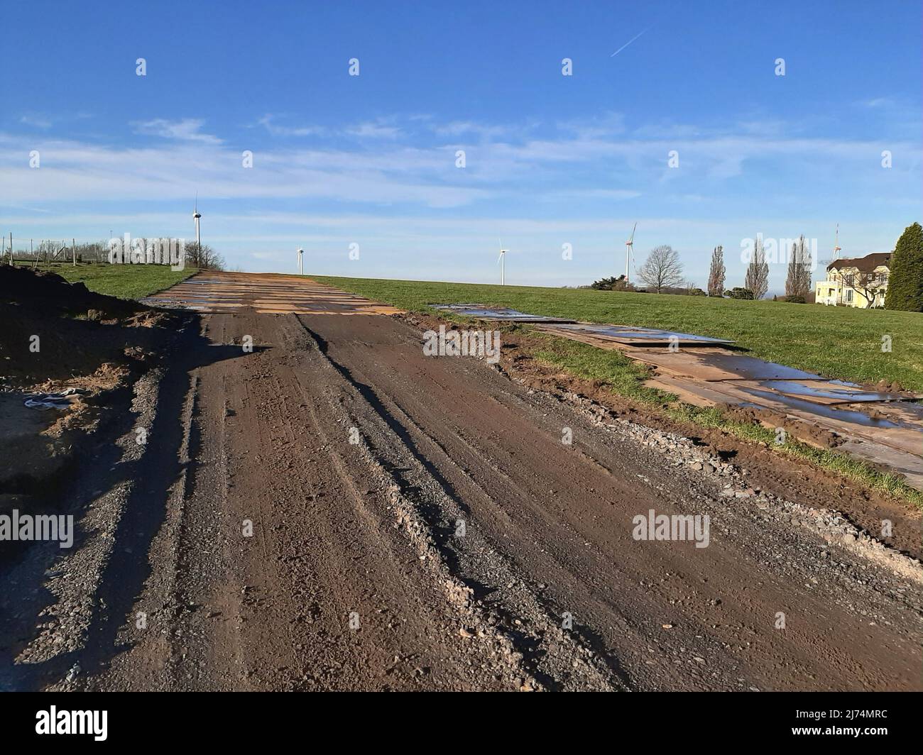 Wind power plates hi-res stock photography and images - Alamy