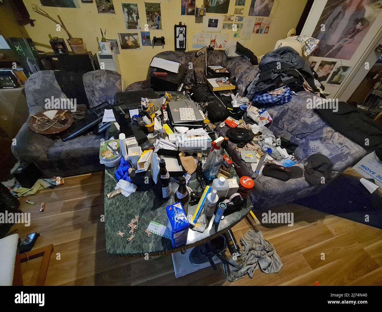 Hoarding room hi-res stock photography and images - Alamy